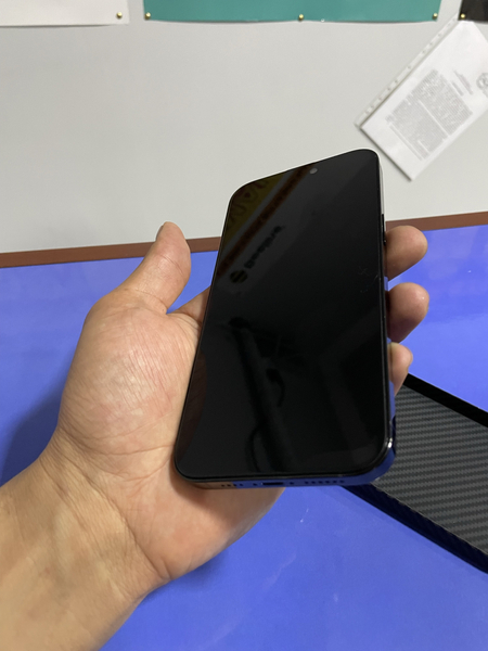Iphone 14pro max 128gb.