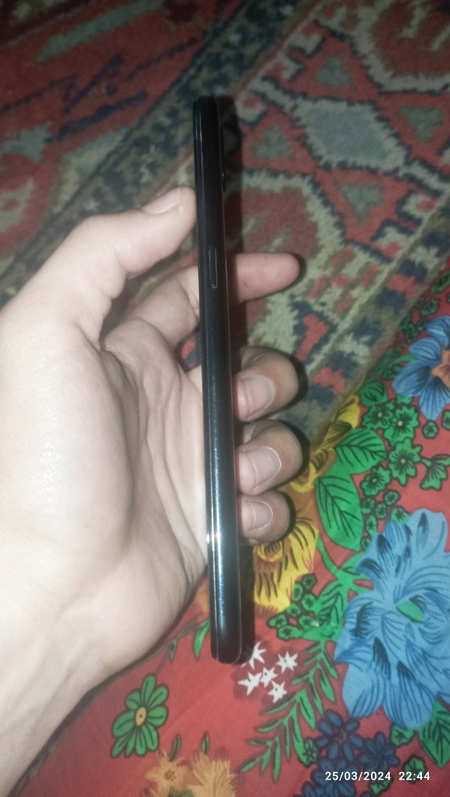 Samsung A10s holati yahwi