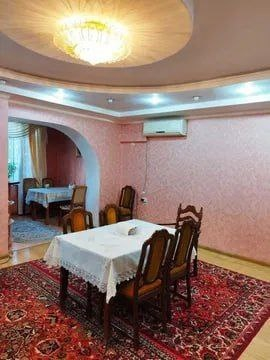 77 серия 3х комн.квартира  на 2м этаже балкон 2×6  пл. 75м2