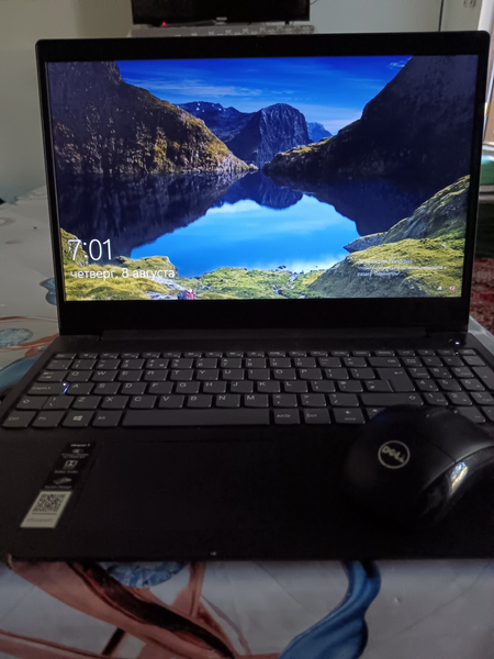 Noutbuk Lenovo 3