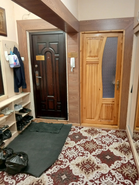 Продаю 5 ты комнатная квартира на яккасарайе