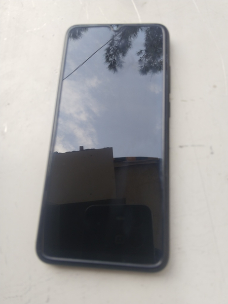 Redmi a1 + srochna sotiladi