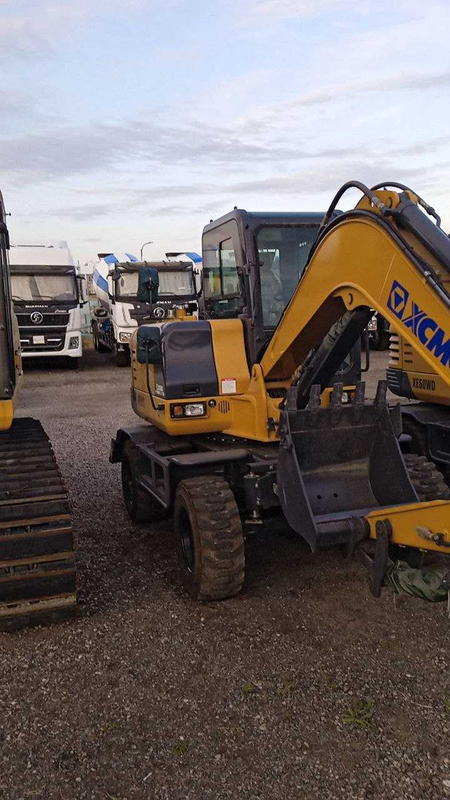 в наличии! Колесный экскаватор XCMG XE60W 0,30 м³