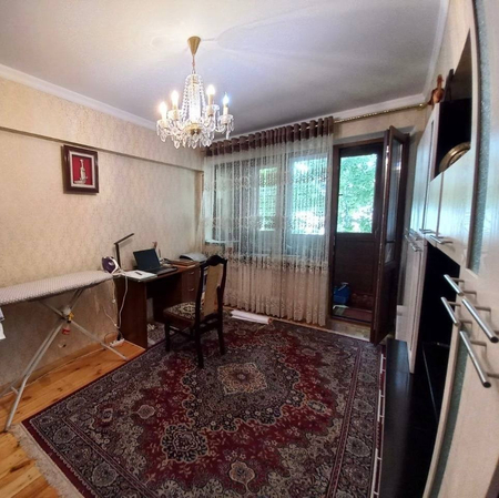 Продается 4х ком. квартира на Ц5, ор-р:  Монумент мужества, 85м2