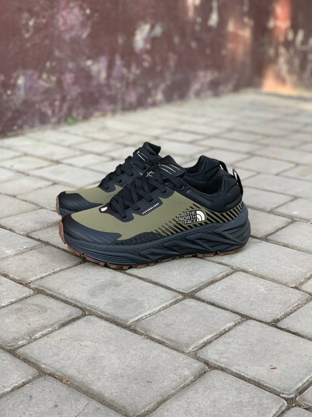 Hoka gore tex  .