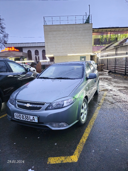 Gentra 2 pazitsa 2014 yil 126000 yurgan