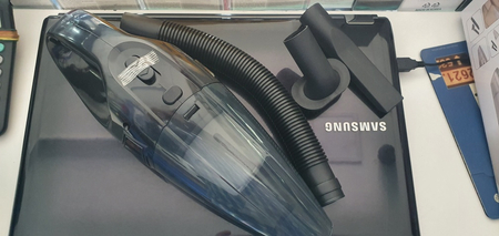 Авто пылесос Brookstone