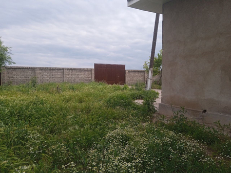 Уй сотилади достлик 1да тинч махала