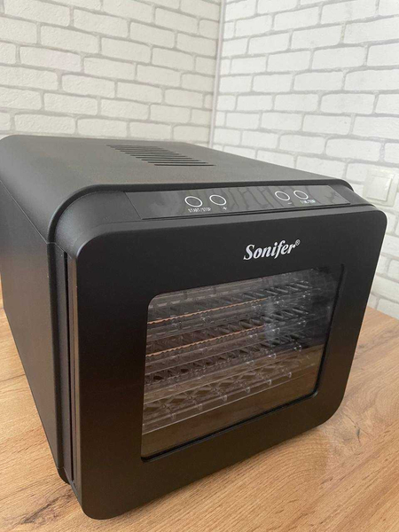 Продам дегидратор Sonifer! Сушилка для овощей и фруктов!