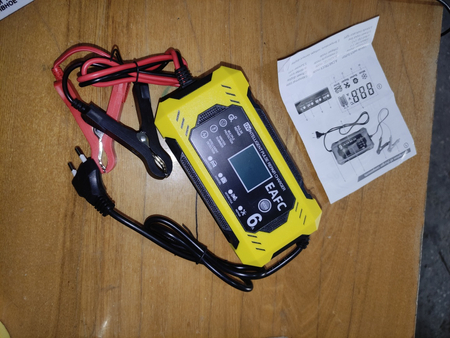 12v 6A akumlyator zaryadchik yangi