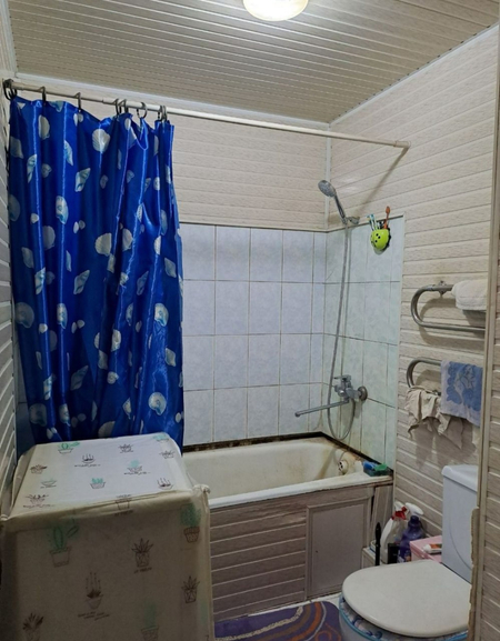 .ЭНГ АРЗОНИ 1х2хона килинган Спутник 15 42м2 раздельныйбалкон1.5х6метр