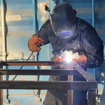 Услуги сваршика качествено