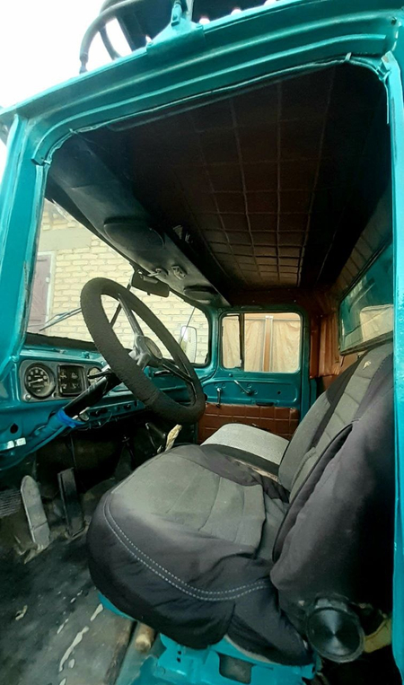 Zil 130 sotiladi