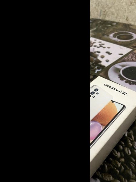 Samsung A 32 dakument karobka bor xolati yaxshi