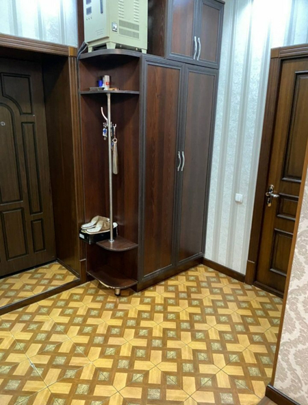 Чиланзар 8кв срочно Продается квартира 77серия 4/3/4