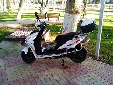 Iliktro Skuter Wasat motors