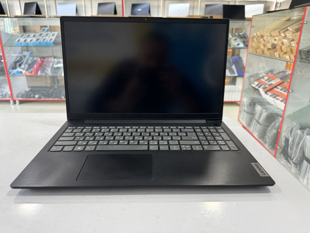Lenovo core i3 11 avlod 8/256 nvme ssd
