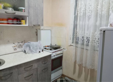 Продам квартиру 3/2/4 массив Феруза