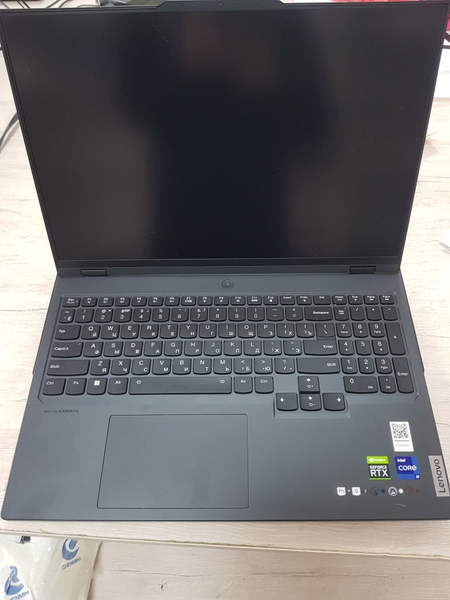 Продаётся Игровой ноутбук Lenovo Legion 7 Pro