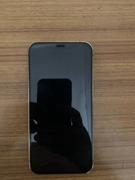 Iphone 12 pro gold