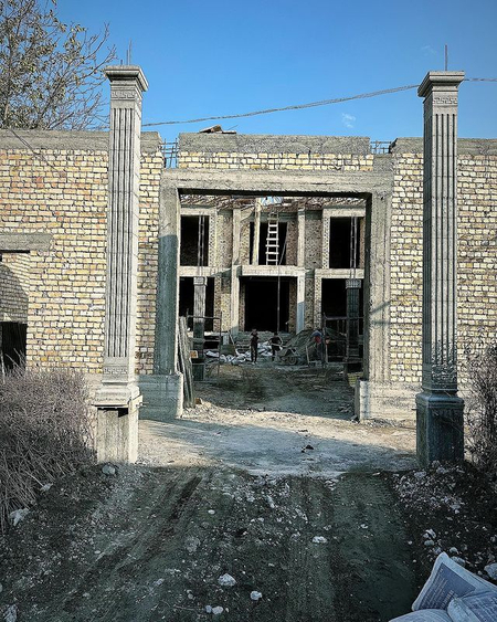 Rim Ustunlari , Римские колонна