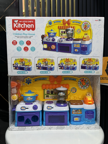 Іграшкова Кухня з набором аксесуарів, світло звук  Castle Toys uz