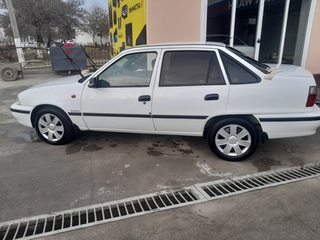 Daewo nexia 1 dons
