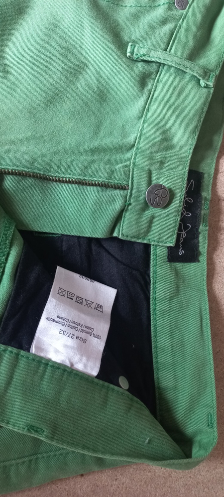 Продам мужские  шорты