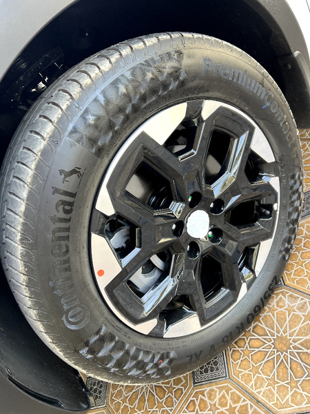 KIA SORENTO moshina yangi