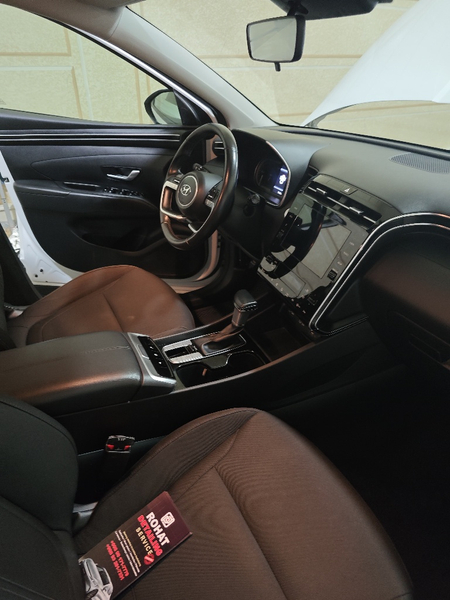 Продам Hyundai Tucson 2021г. 2-поз 4*4.цвет белый