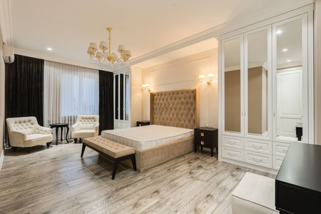 Сдается 4х ком. квартира, ор-р: ГАИ Глинка, 211м2