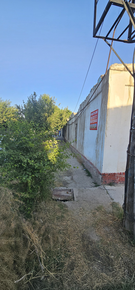 Продаётся дом вдоль дороги!