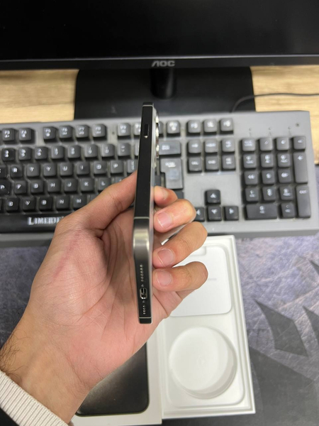 Iphone 15 pro max sotiladi