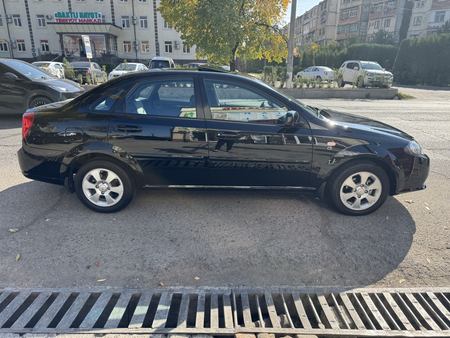 Chevrolet Jentra