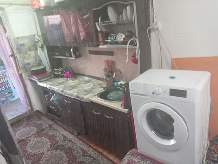 продаётся общежитии 1 ком 5 этаж