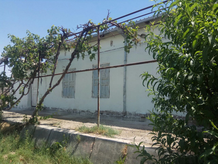Uchastka sotiladi