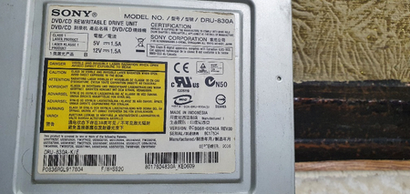 Дискавод Sony DRU-830A