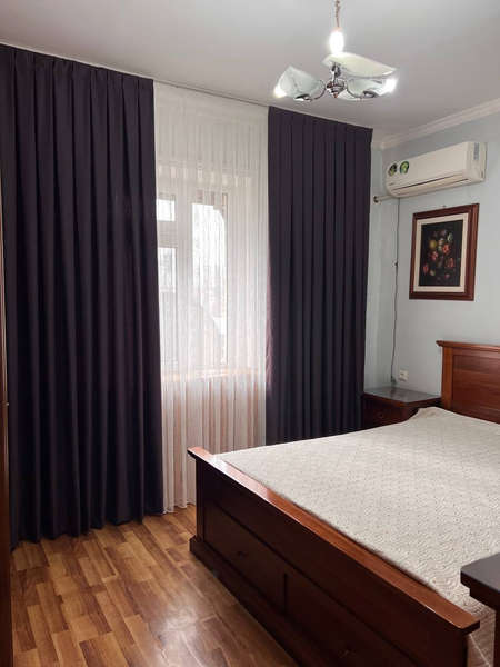 Продается 4/4/9 на Госпитальном , 100м2