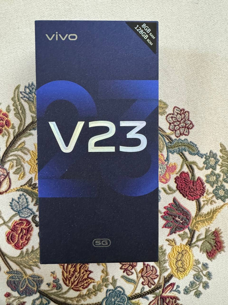 Vivo v 23 5 G ideal holatda