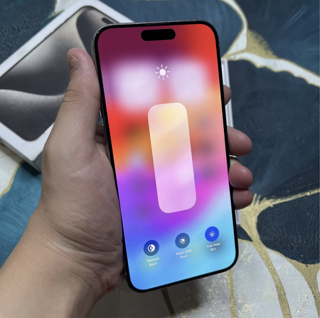 iPhone 15 Pro Max 256 100% 4 цикл с гарантией