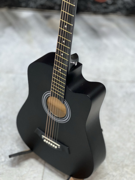 Akustic gitara skidkada!!!