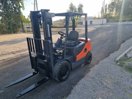 Автопогрузчик (kara,auto kara, кара) DOOSAN FD-30  ,дизель