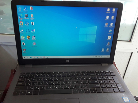 Kampyuter Hp corai 3 sotiladi srochno xolati alo Garantiyali
