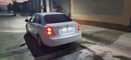 Продам Chevrolet Gentra 2015 белого цвета