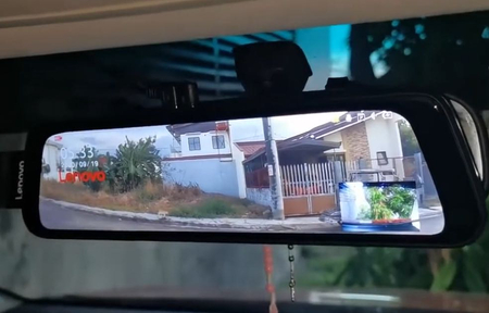Videoregistrator Lenovo V7 Plus