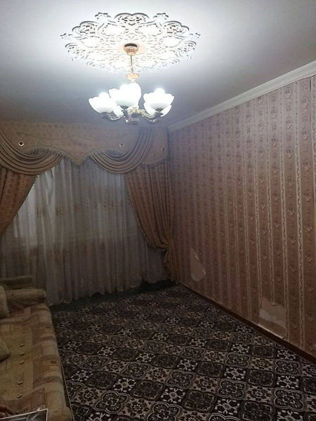 Срочно сдаётся 2х 9микрарайоне вдоль дороги