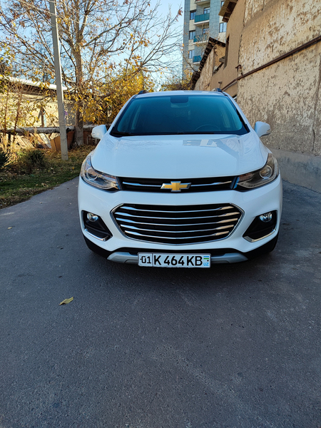 Srochna sotladi trekr