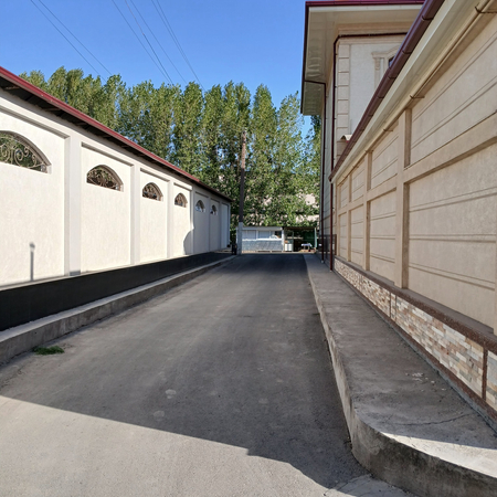 Мирзо-Улугбекский район. Участок 8-Соток 31х26 метров.
