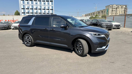 Продается Kia Carnival