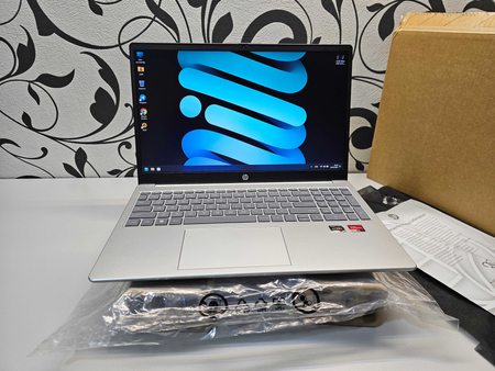 ПРОДАМ HP Laptop 15/FC0002NIA Мощный Ноутбук Ryzen™ 5-7520U/8GB/512SSD